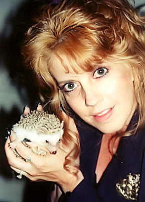 Simply 7 interview with Lynne Marie–“Hedgehog’s 100th Day of School ...